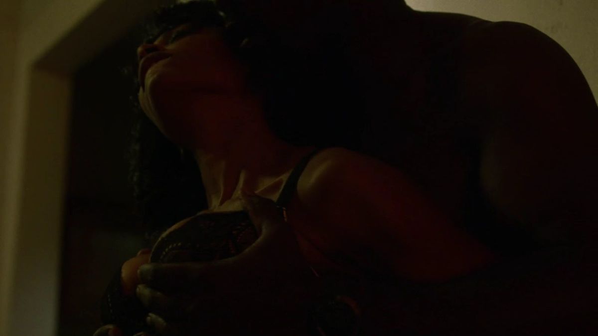 Simone Missick Nue Dans Luke Cage