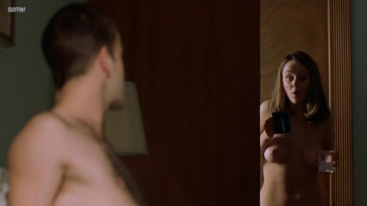 Keeley Hawes Nue Dans Retribution